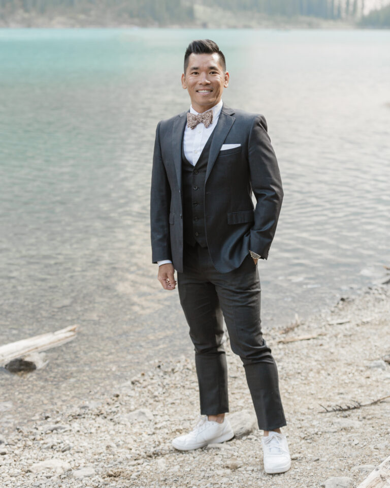 Moraine Lake Banff Elopement | Sunny & Kitty