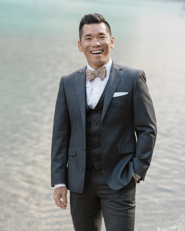 Moraine Lake Banff Elopement | Sunny & Kitty